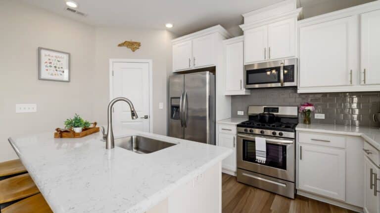 Fully Stocked Countertops Warehouse Orlando